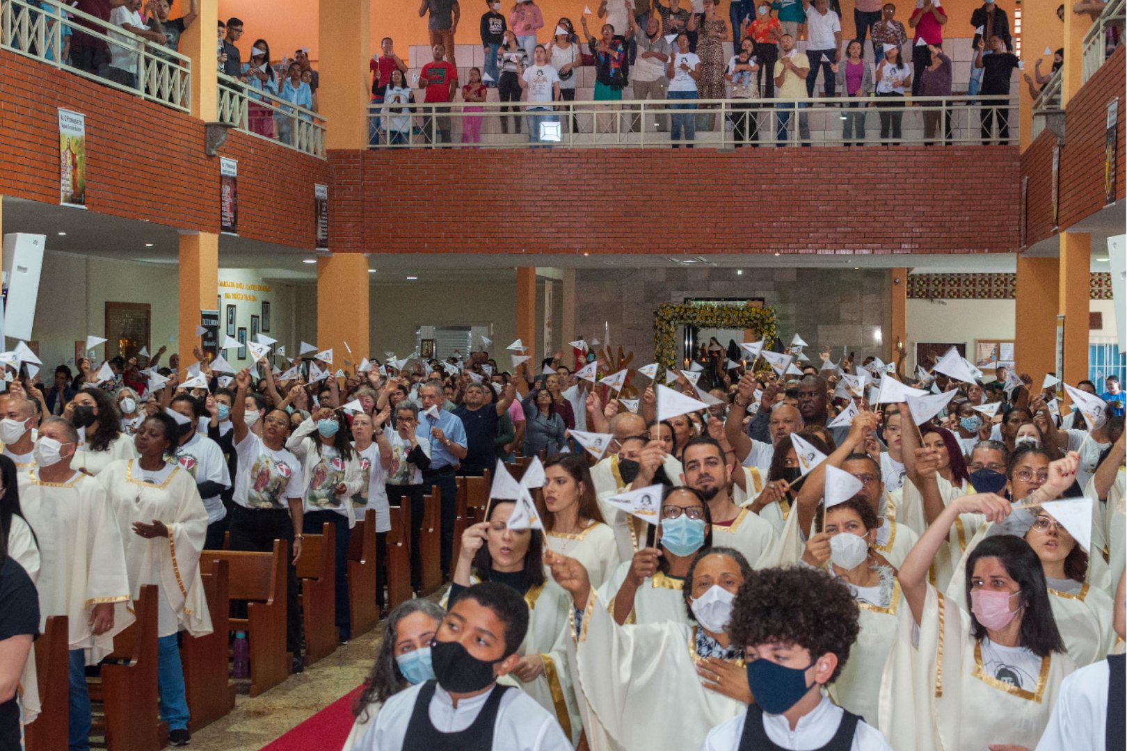 Santa Margarida Mª Alacoque festeja seu Jubileu de Prata - Diocese de ...
